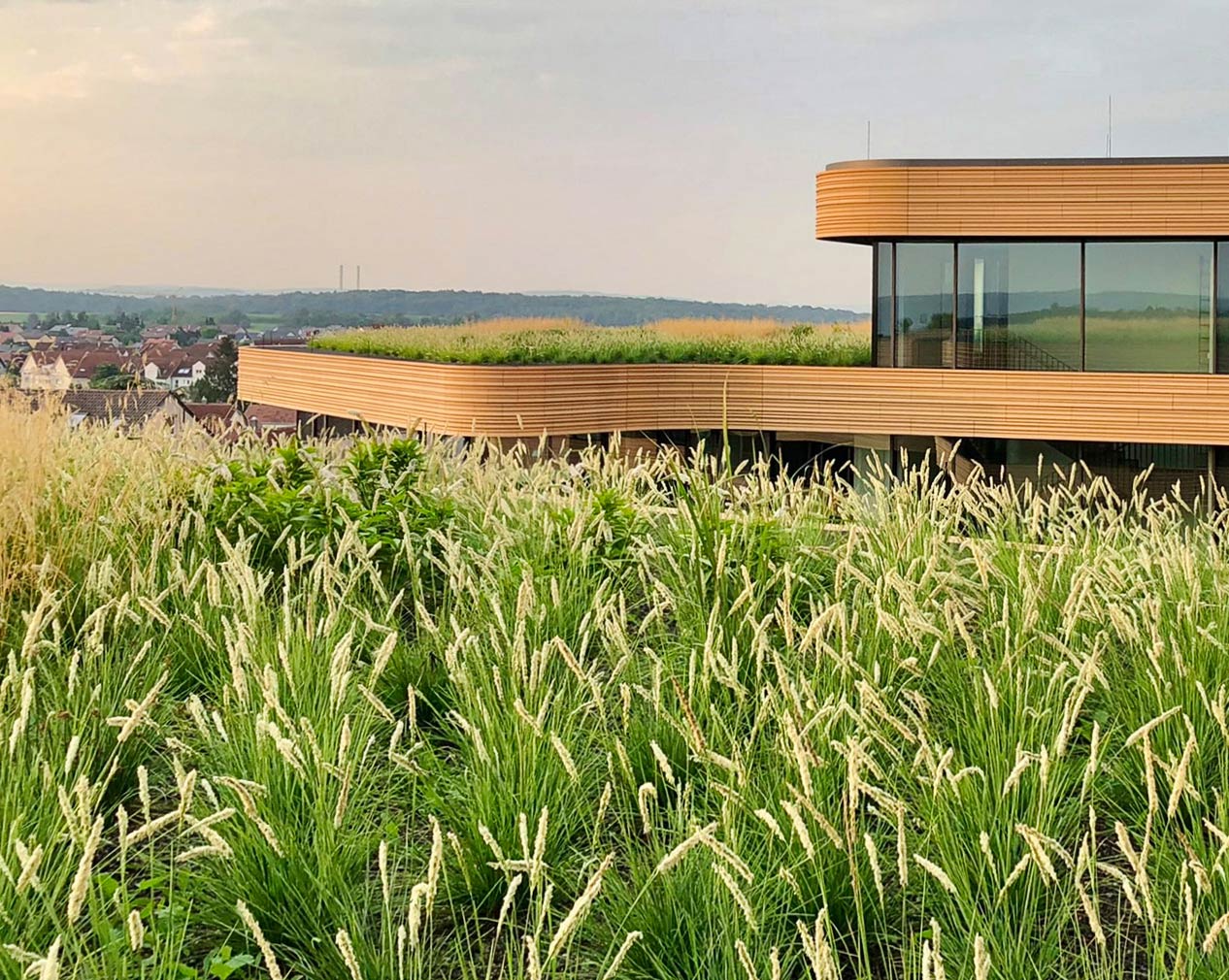 INTEGRATION VON LANDSCHAFT UND ARCHITEKTUR - GREENBOX